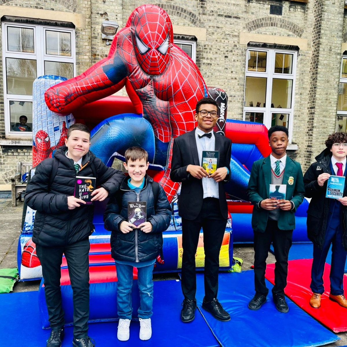 St Aloysius' College - World Book Day a roaring success!